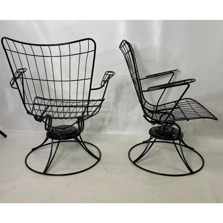 Mid-Century Modern Green Cast Iron Homecrest Wire Lounge Chairs, a Pair ...