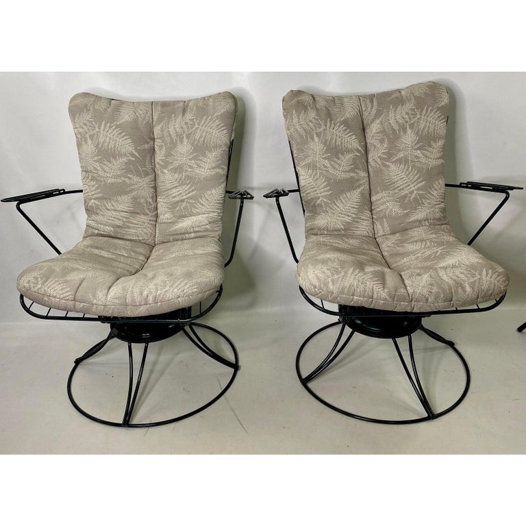 Mid-Century Modern Green Cast Iron Homecrest Wire Lounge Chairs, a Pair ...