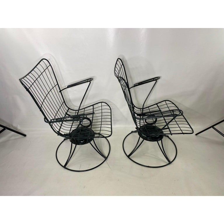 Mid-Century Modern Green Cast Iron Homecrest Wire Lounge Chairs, a Pair ...
