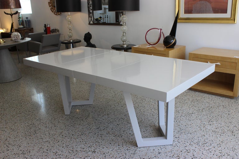 Mid Century Modern Grey Lacquered Dining Table For Sale at 1stDibs