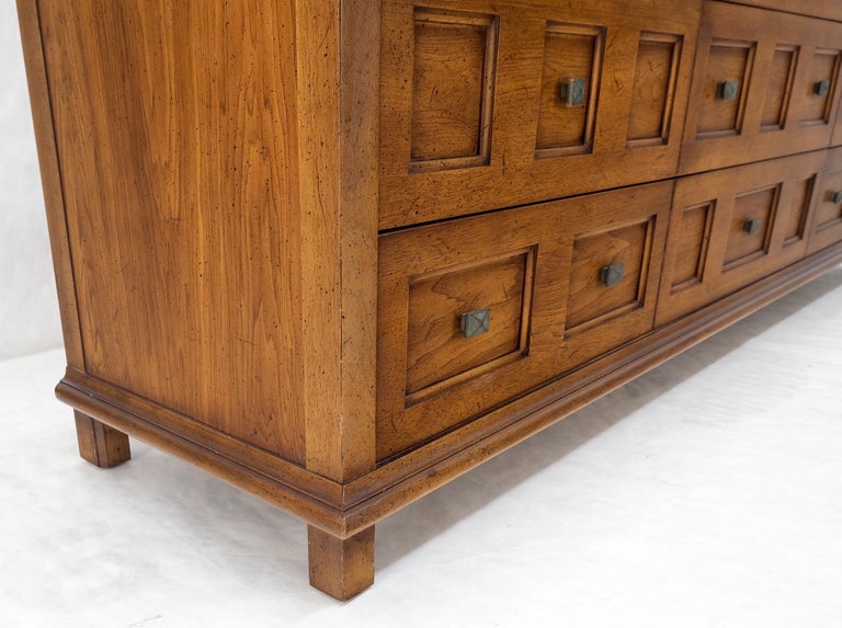 Mid-Century Modern Henredon 9 Drawers Long Dresser Credenza Pyramid ...