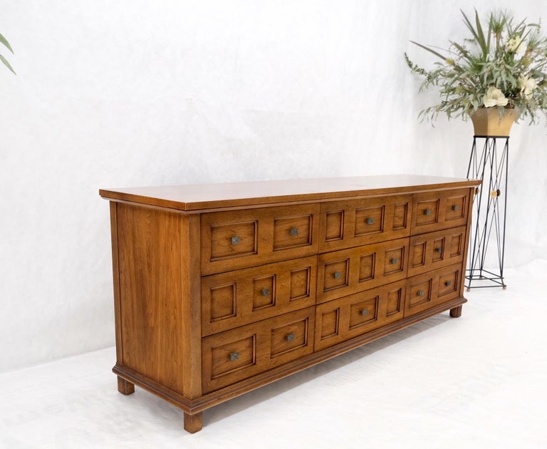 Mid-Century Modern Henredon 9 Drawers Long Dresser Credenza Pyramid ...
