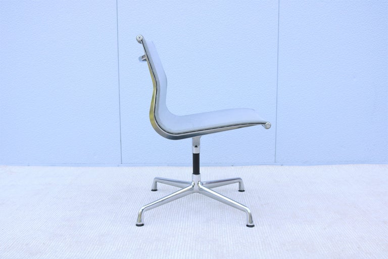 Mid-Century Modern Herman Miller Eames Aluminum Group Mesh Armless Side ...