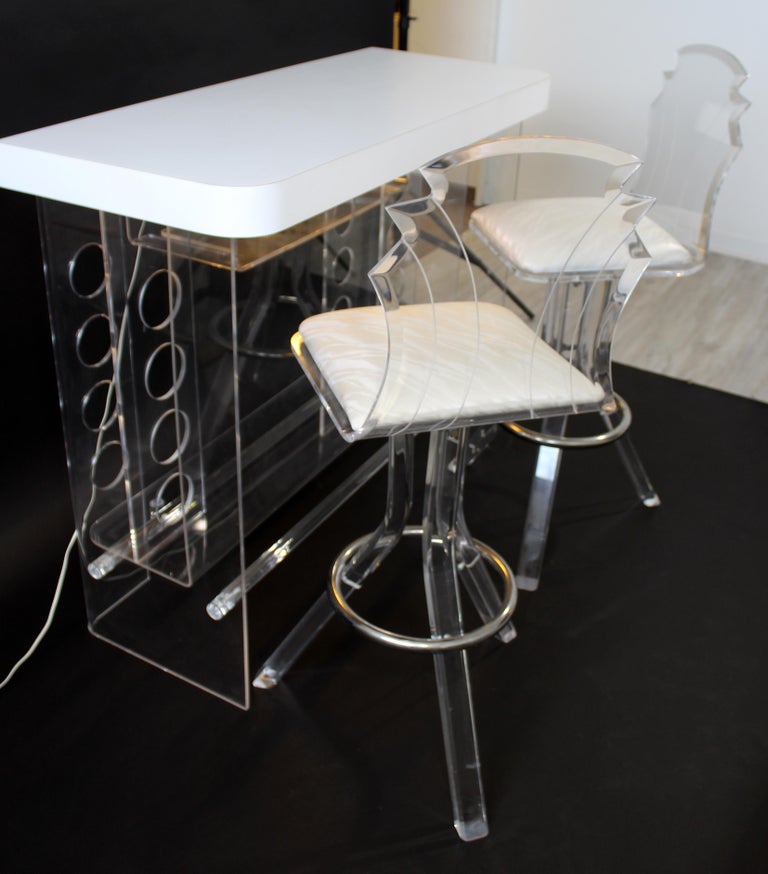 Mid-Century Modern Hollywood Regency Pair of Lucite Bar Stools Light Up ...