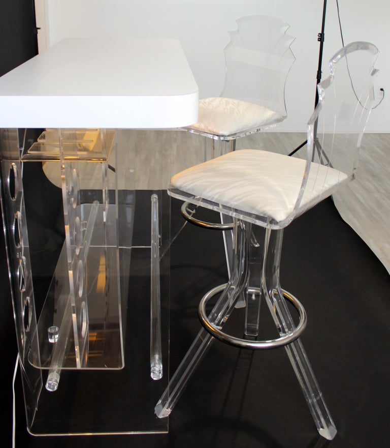 Mid-Century Modern Hollywood Regency Pair of Lucite Bar Stools Light Up ...