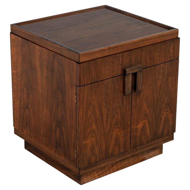 Mid-Century Modern Inspired Walnut End Table Chest For Sale at 1stDibs