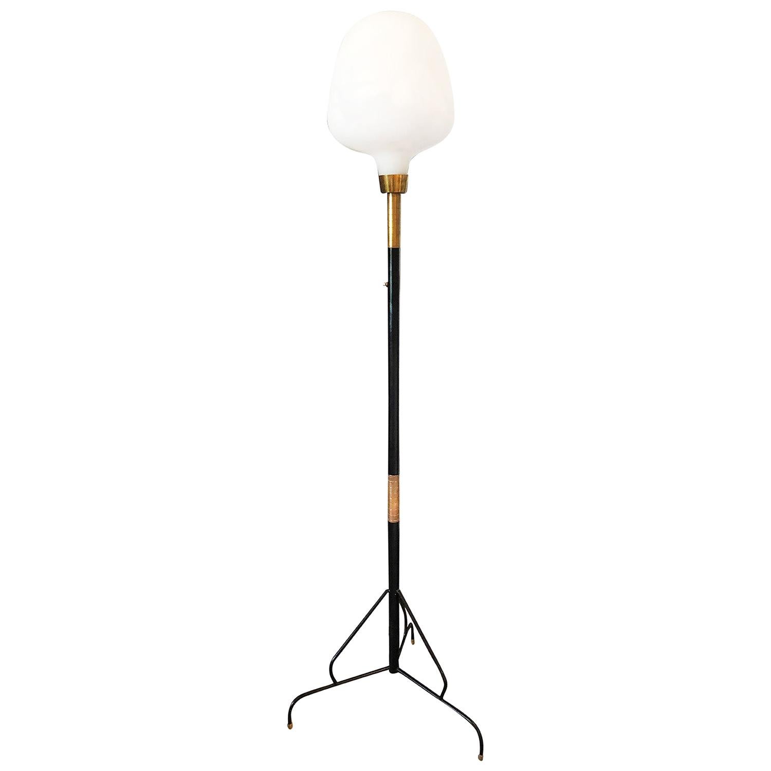 Mid-Century Modern Chrome Floor Spider Lamp For Sale at 1stdibs