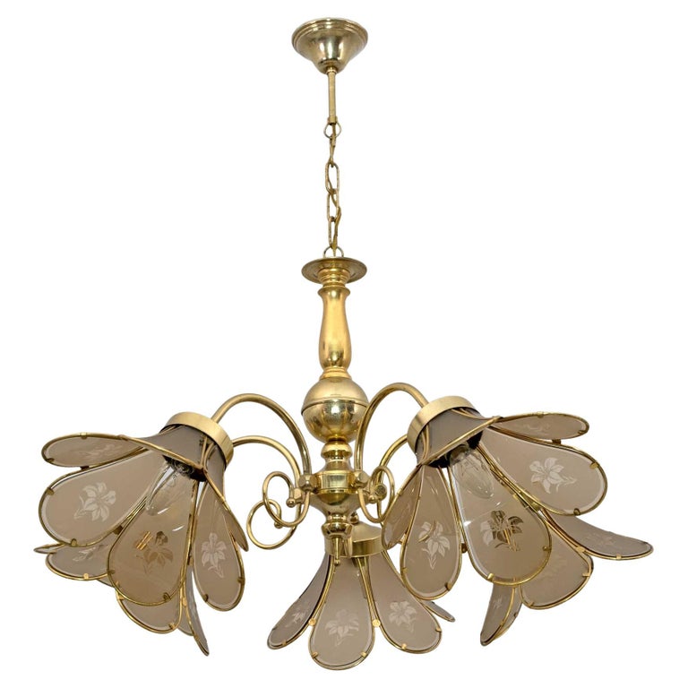 Lustre italien en verre et laiton, 1960s En vente sur 1stDibs