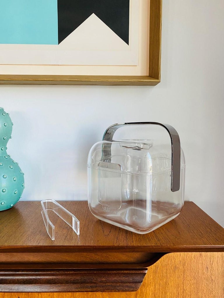 Mid-Century Modern Italian Signed Lucite and Chrome Guzzini Ice Bucket ...