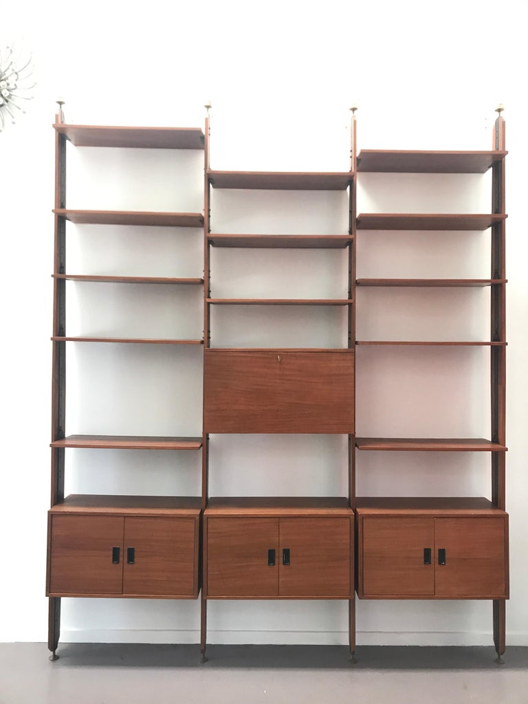 Mid-Century Modern Italian Teak Shelves Bookcase by La Sorgente Dei ...