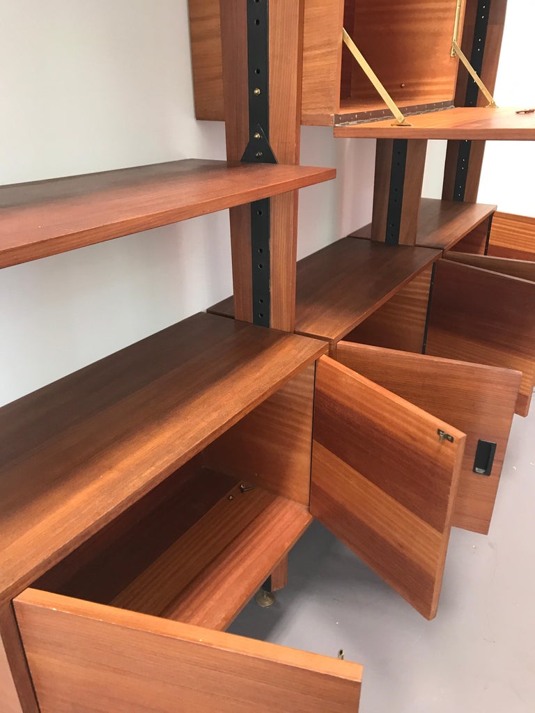 Mid-Century Modern Italian Teak Shelves Bookcase by La Sorgente Dei ...