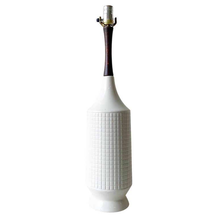 Mid Century Modern Ivory Porcelain Table Lamp at 1stDibs