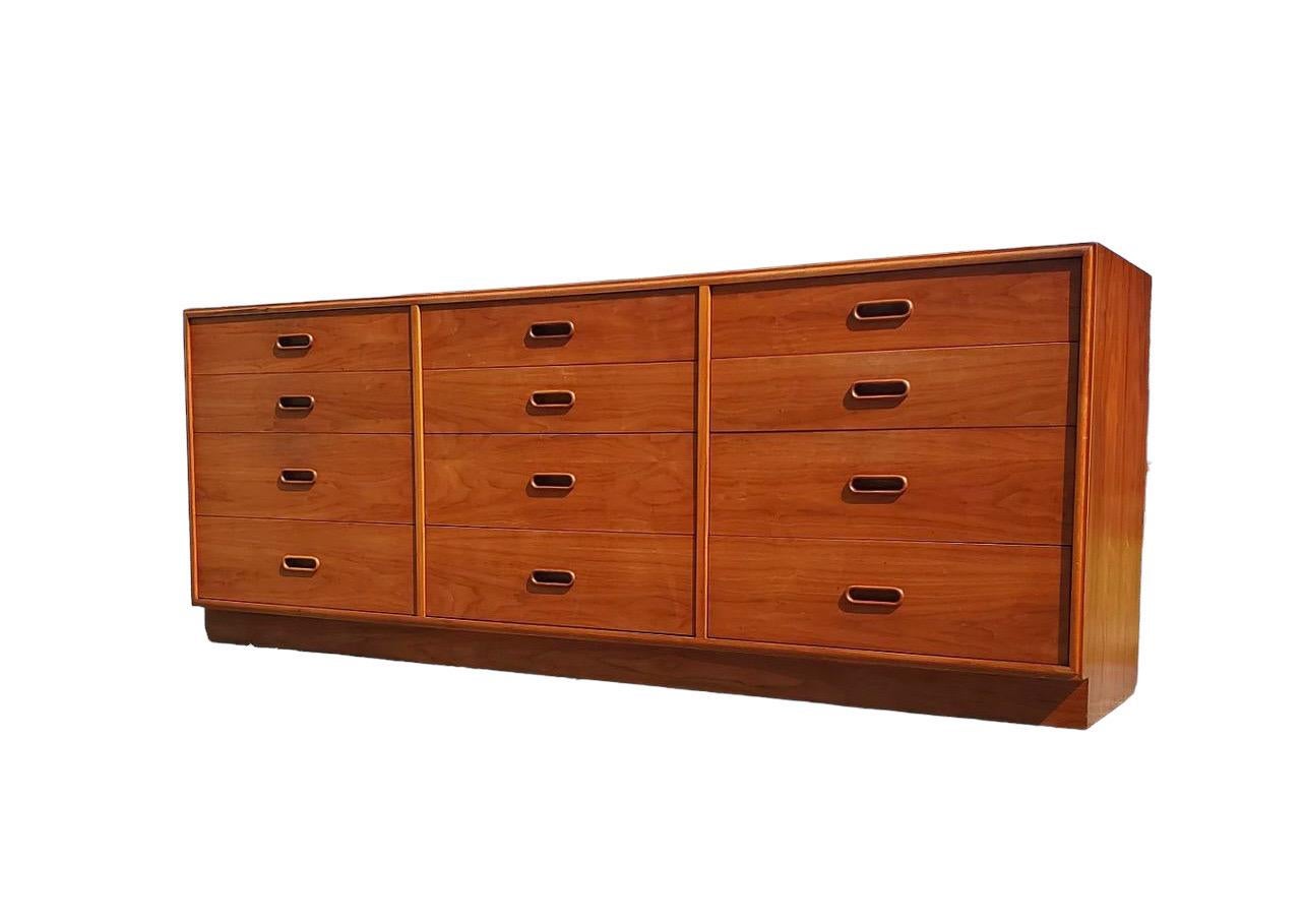 Mid Century Modern Jack Cartwright For Founders Walnut 12 Drawer Lowboy ...