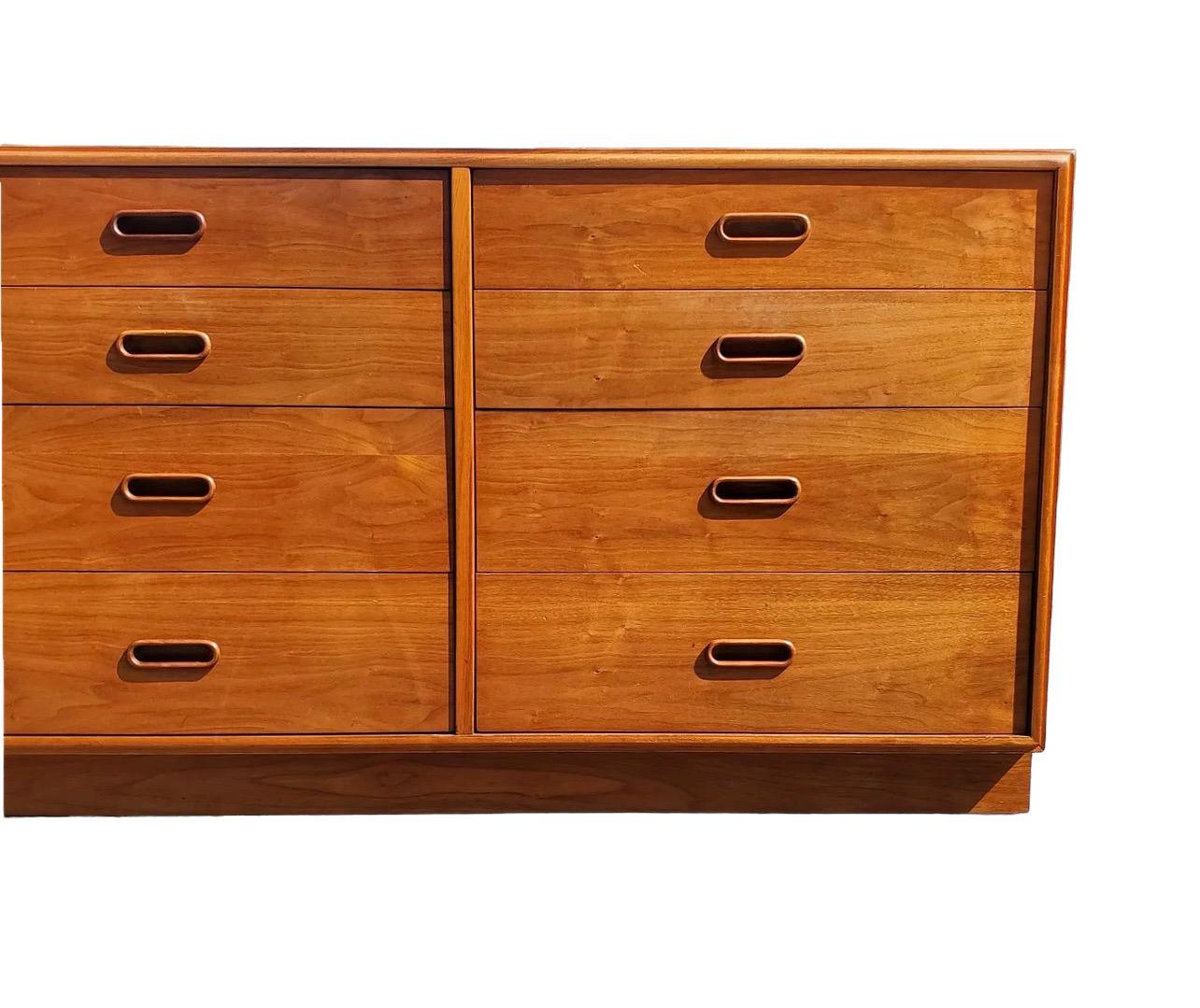 Mid Century Modern Jack Cartwright For Founders Walnut 12 Drawer Lowboy ...