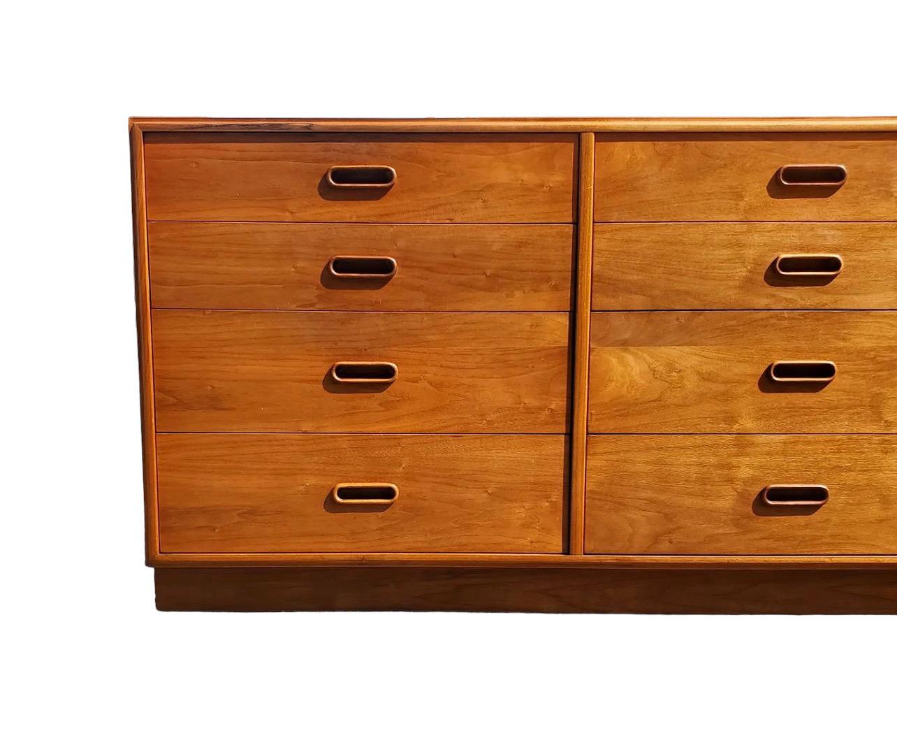 Mid Century Modern Jack Cartwright For Founders Walnut 12 Drawer Lowboy ...