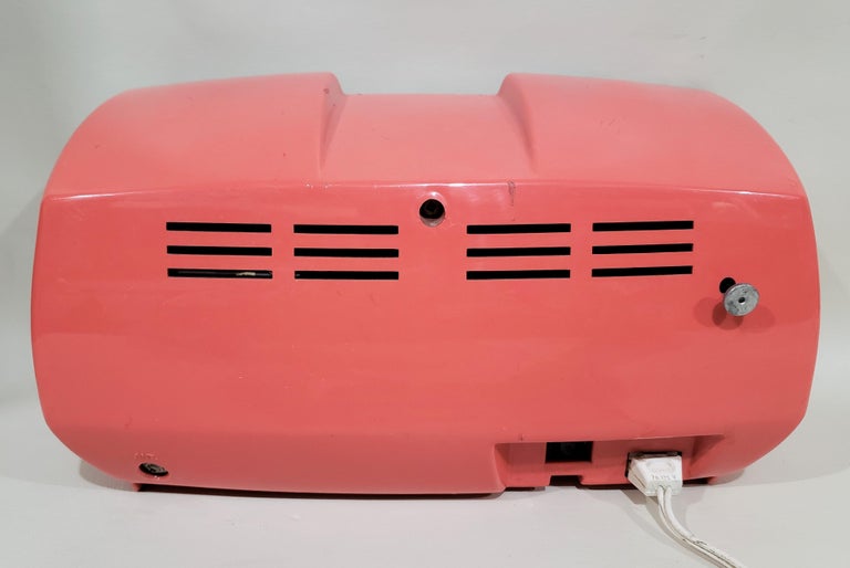 Mid-Century Modern Jetson's Style Philips Time-Mark Clock Radio at 1stDibs