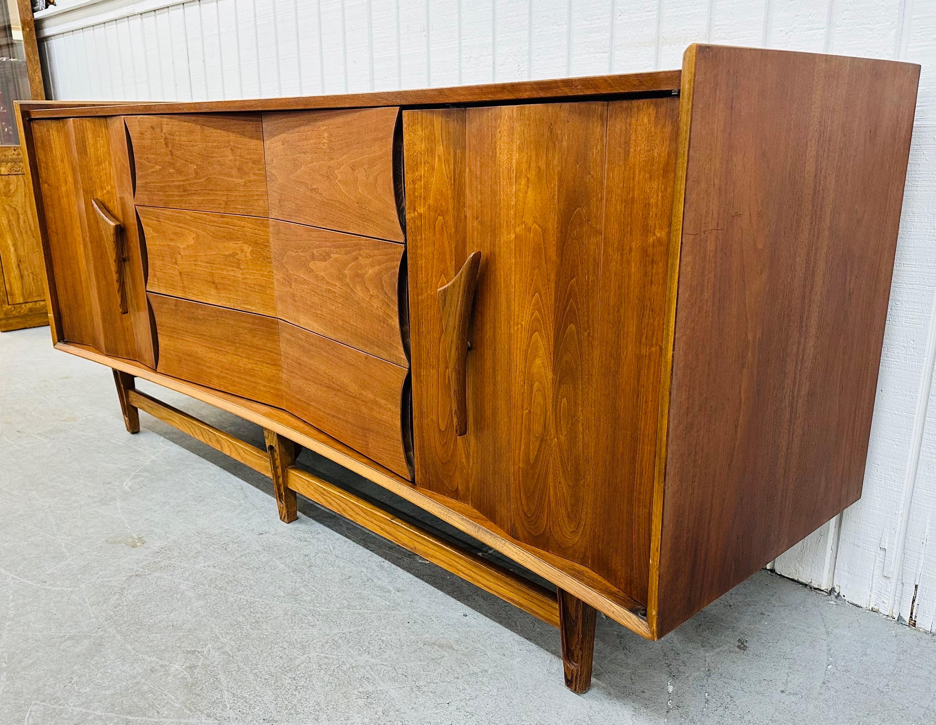 Mid-Century Modern Kagan Style Walnut Dresser For Sale at 1stDibs