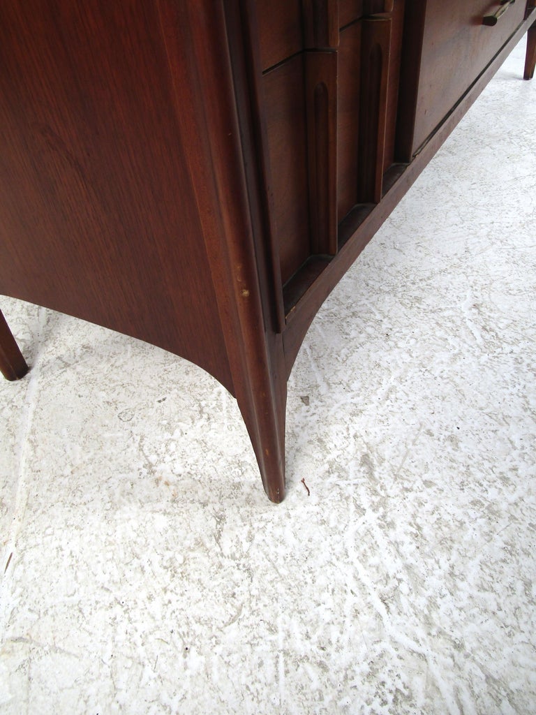 Mid-Century Modern Kent Coffey Perspecta Dresser at 1stDibs | kent ...