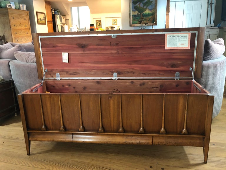 Mid-Century Modern Lane Cedar Chest at 1stDibs