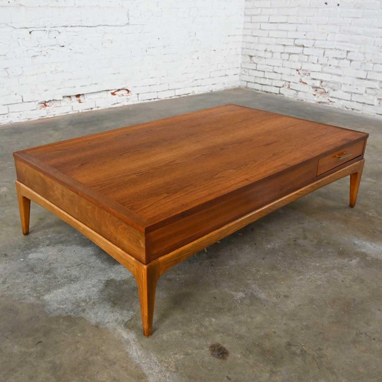Mid-Century Modern Lane Rhythm Collection Walnut Rectangular Coffee ...