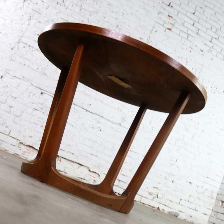 Mid-Century Modern Lane Round Drum End Table 997-22 from the Rhythm ...
