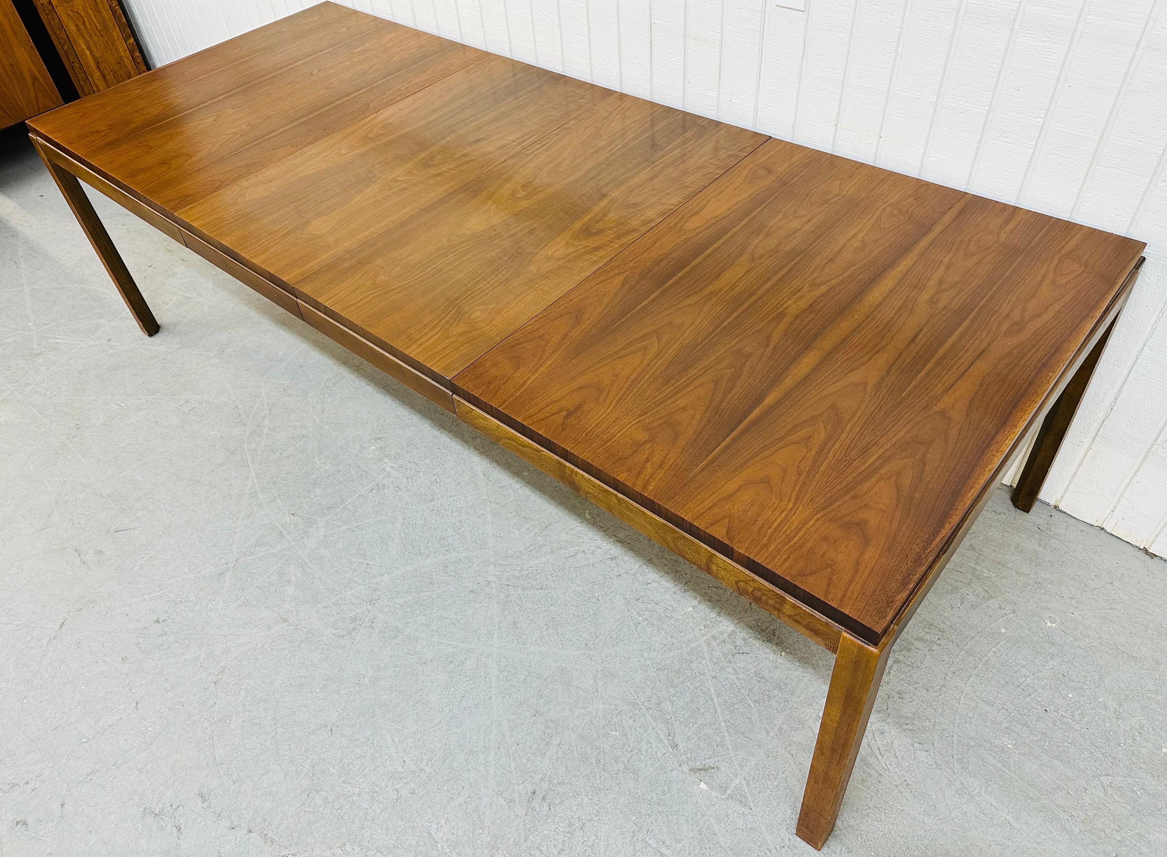 Mid-Century Modern Lane Walnut Dining Table For Sale at 1stDibs