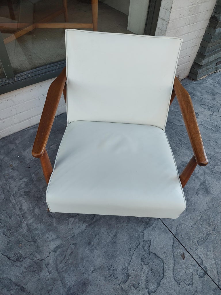 Mid-Century Modern Walnut Frame Lounge Chair by Viko Baumritter For ...