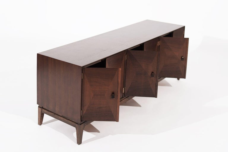 Mid-Century Modern Low Profile Credenza in Walnut, circa 1950s For Sale ...
