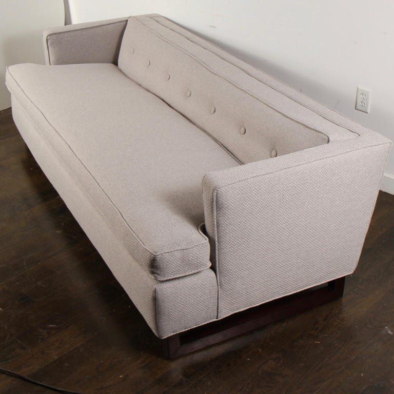 Mid-Century Modern Low Sofa at 1stDibs