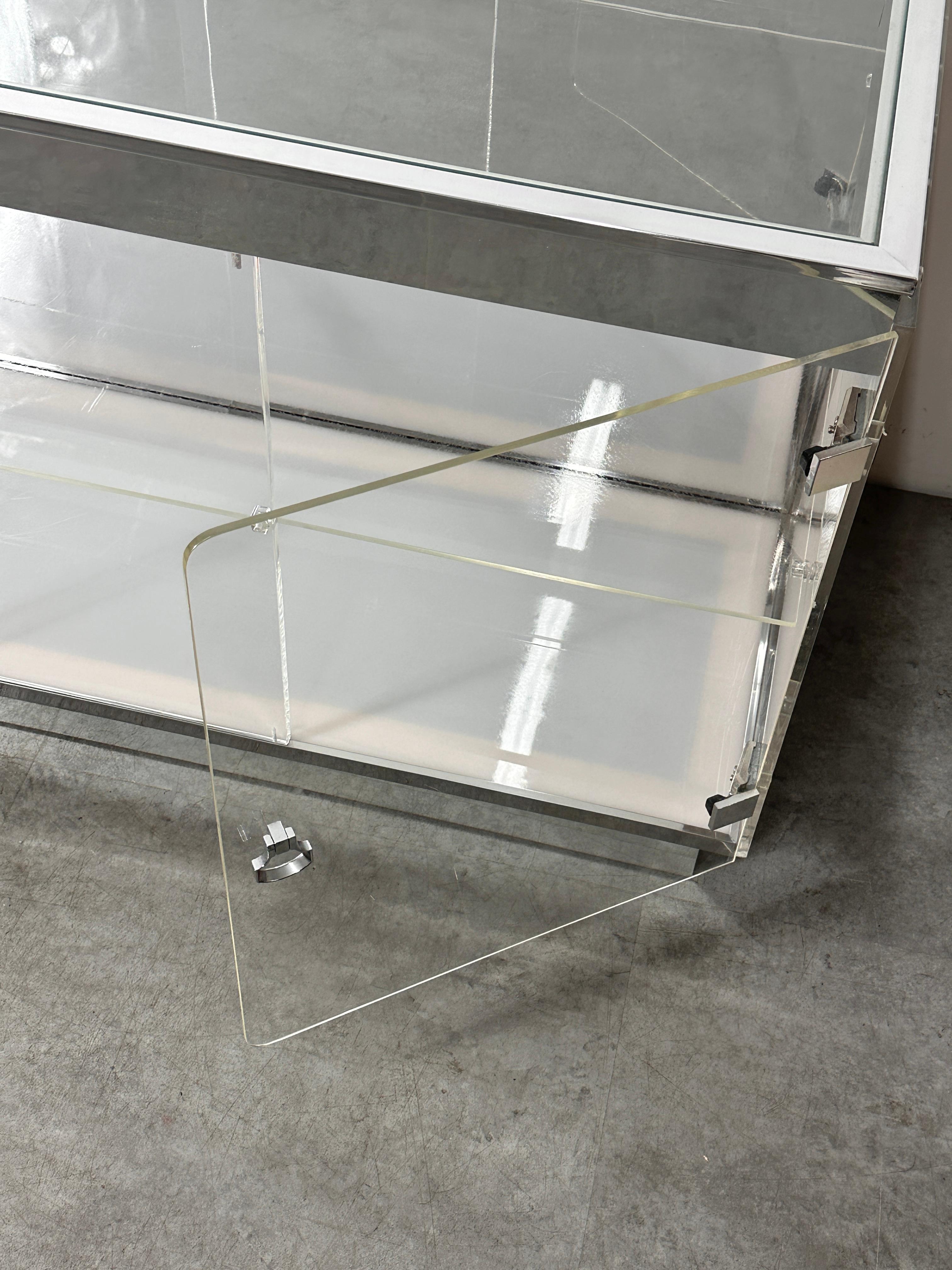 Mid Century Modern Lucite Chrome and Glass Lighted Display Cabinet ...
