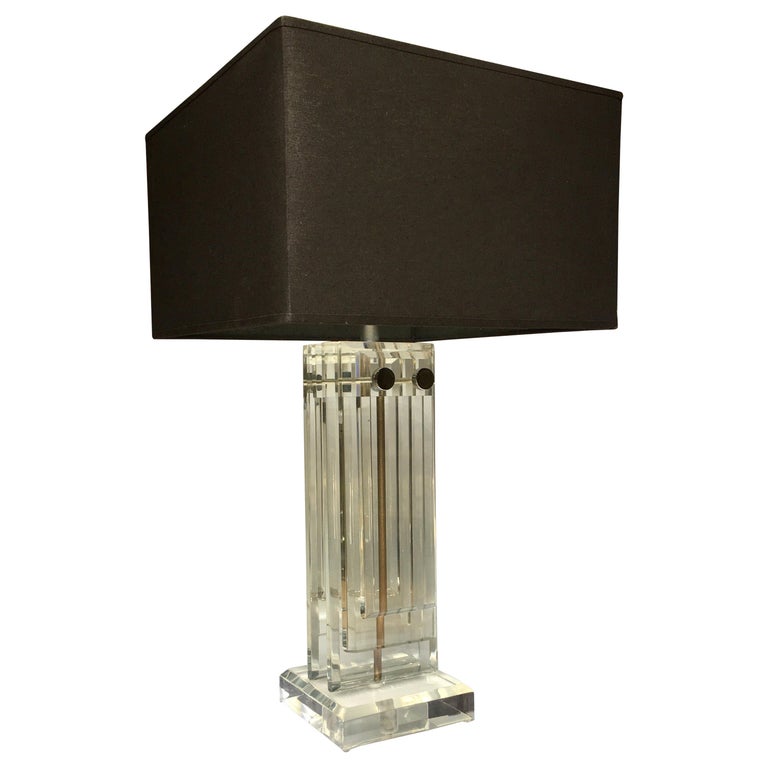 Mid-Century Modern Lucite Skyscraper Table Lamp For Sale at 1stDibs