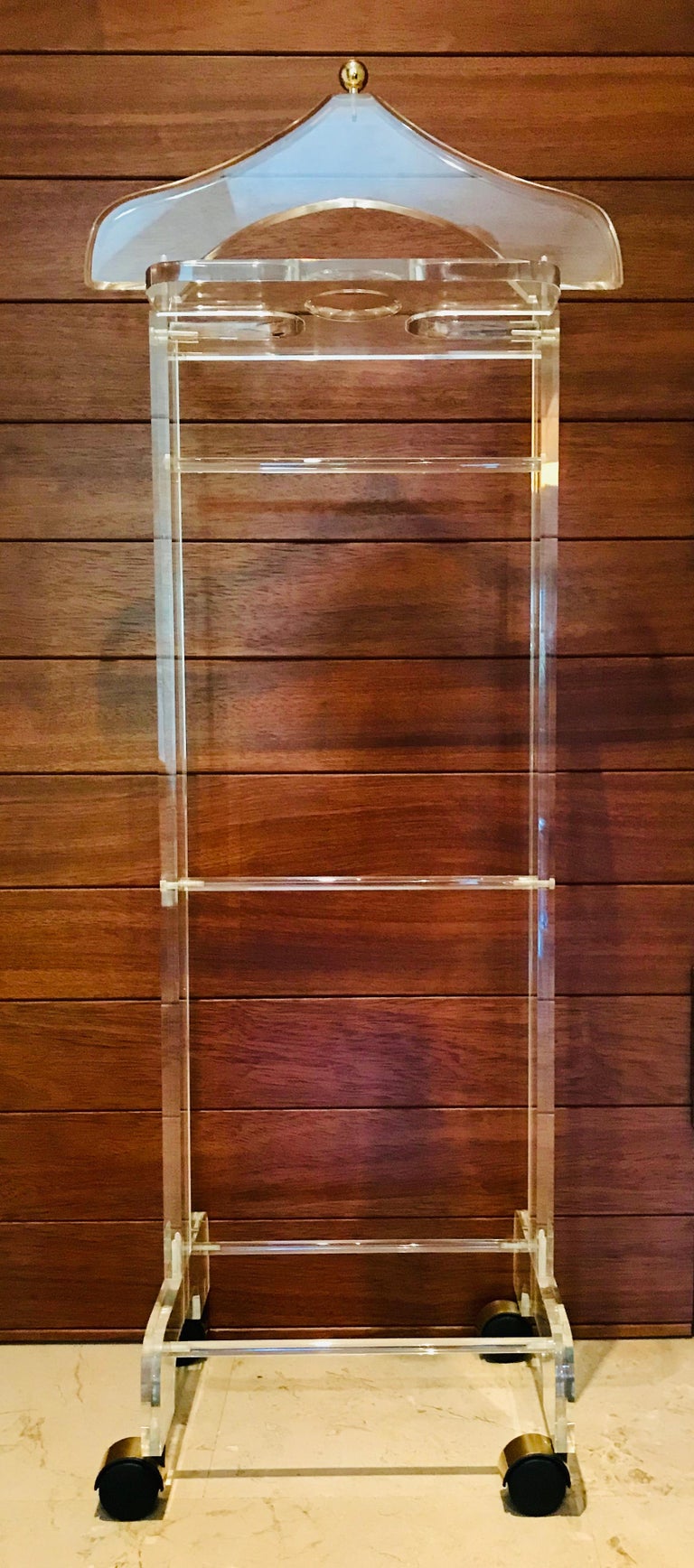 Mid-Century Modern Lucite Valet Stand Dressboy with Wheels For Sale at ...