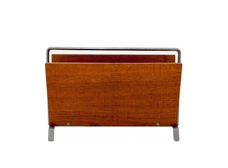 Mid-Century Modern Magazine Rack in Teak at 1stDibs | teak magazine rack