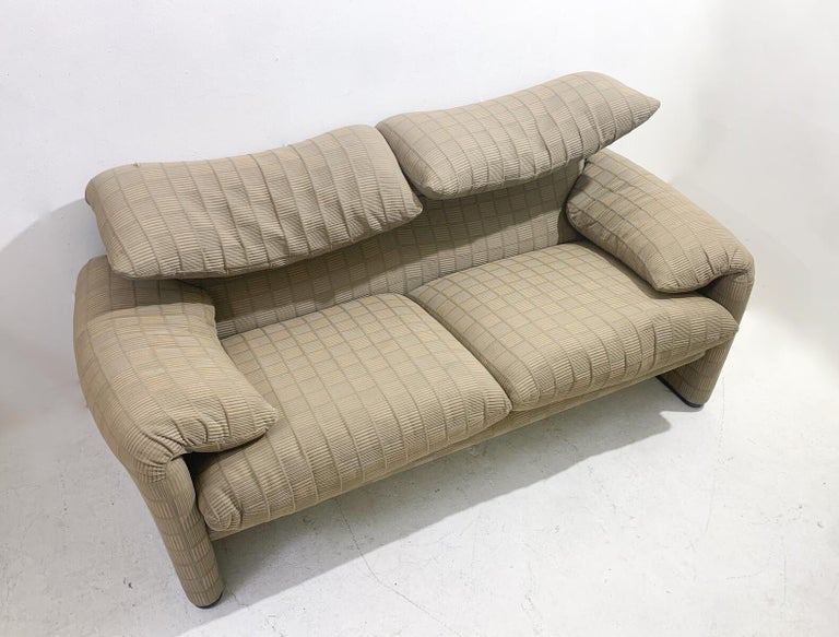 Mid-Century Modern "Maralunga" Sofa by Vico Magistretti for Cassina ...