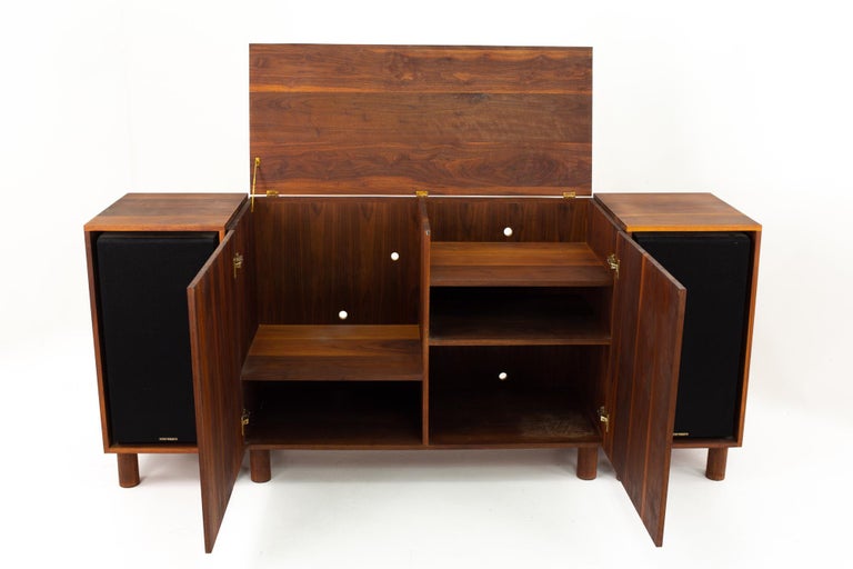 Mid-Century Modern Media Console at 1stDibs | modern media cabinets ...