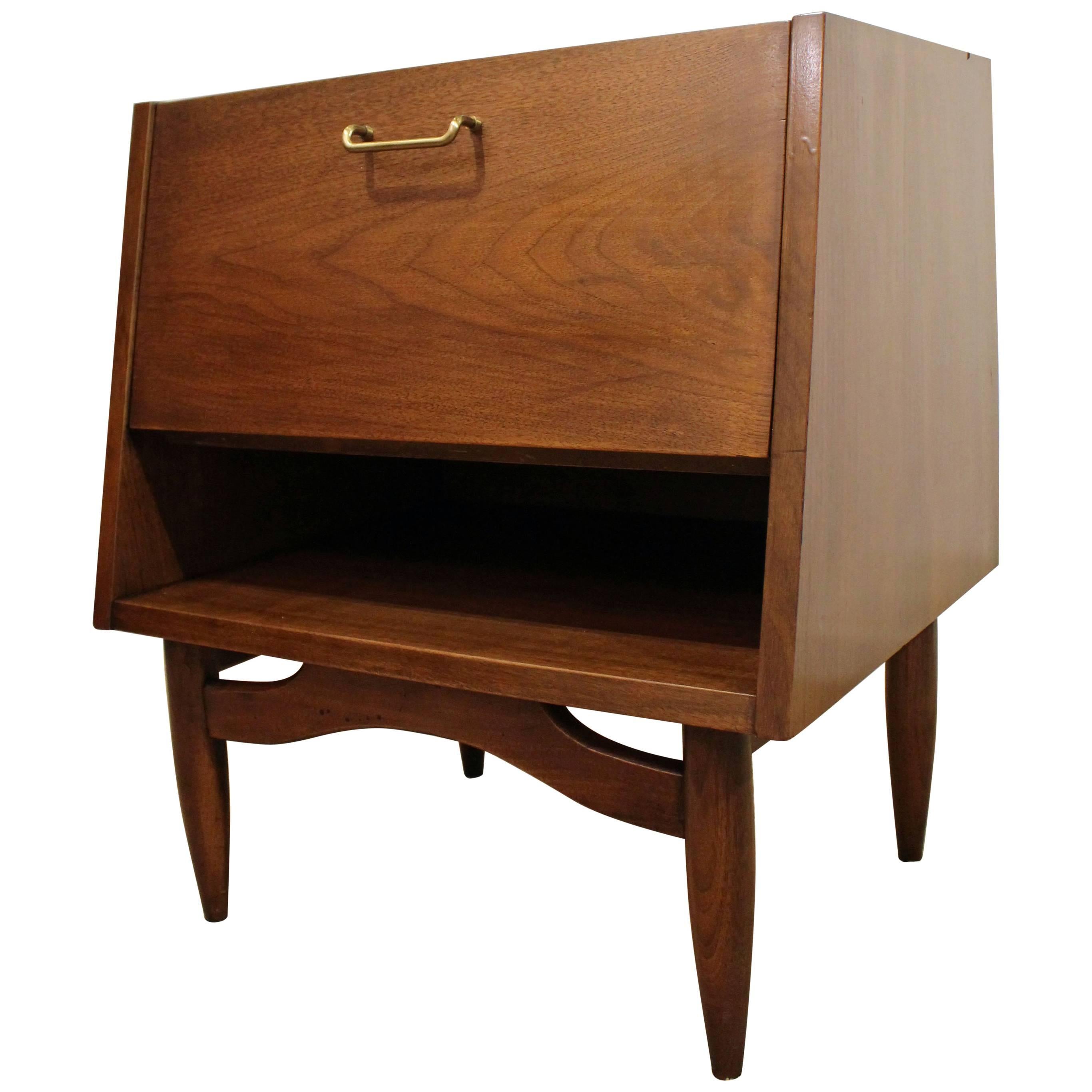Mid Century Modern Merton Gershun American Of Martinsville Dania