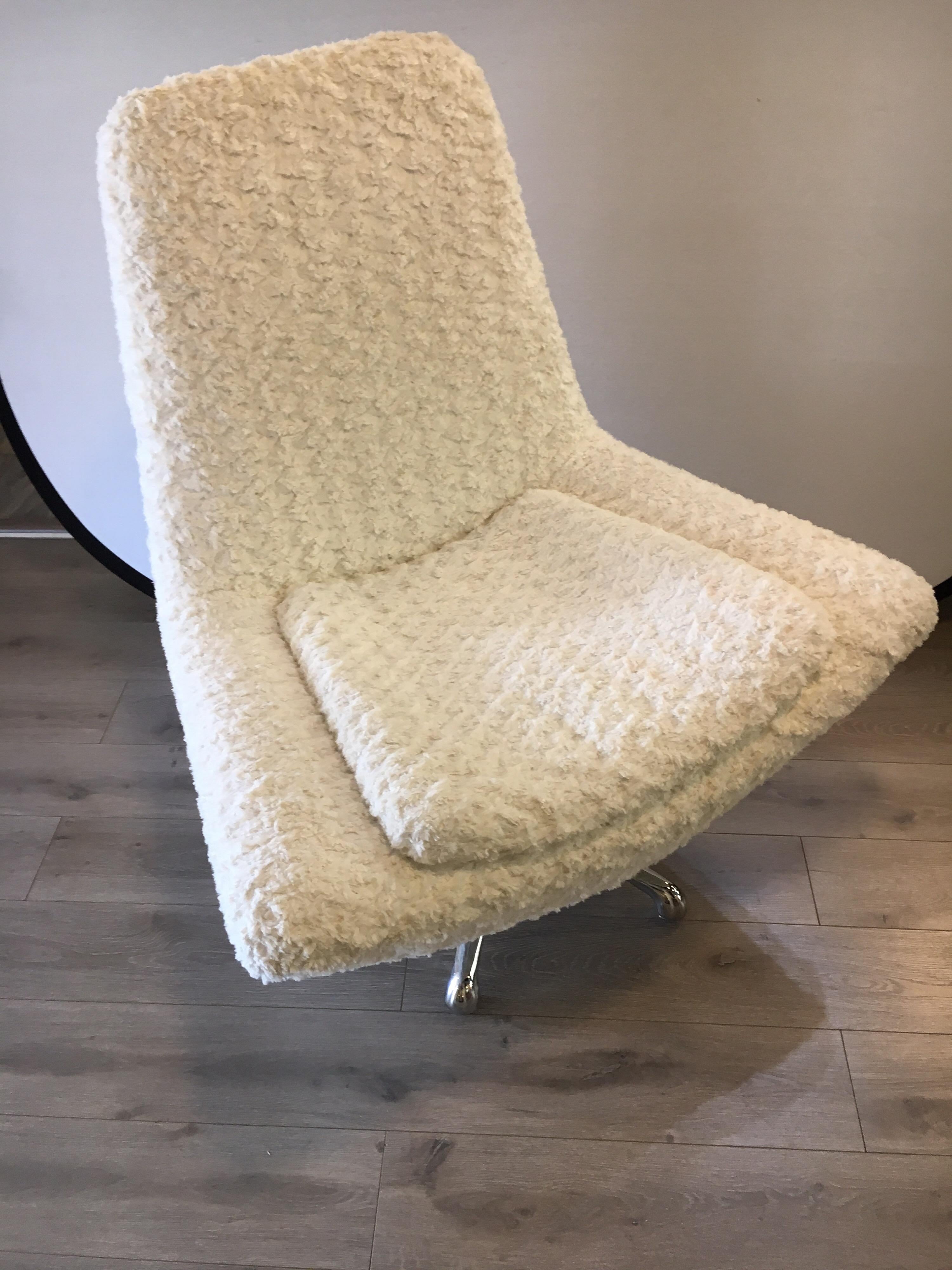 Mid-Century Modern Milo Baughman Style James Bond Swivel Lounge High ...