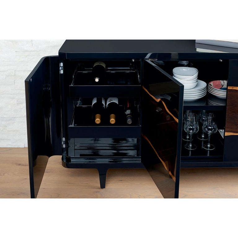 Mid-Century Modern Natural Buffet For Sale at 1stDibs