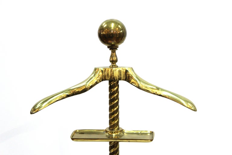 Mid-Century Modern Neoclassical Influence Brass Valet For Sale at 1stDibs