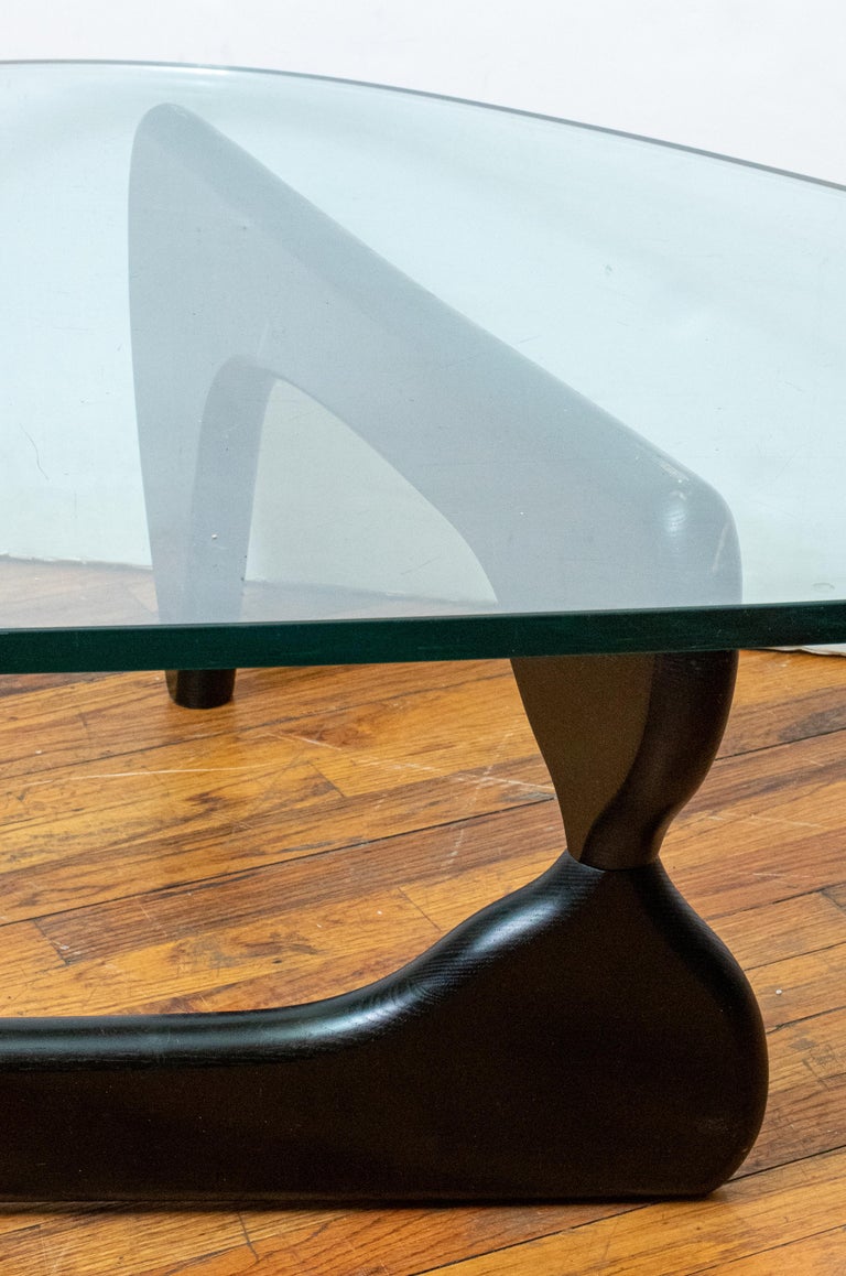 Mid-Century Modern Noguchi Style Coffee Table For Sale at 1stDibs
