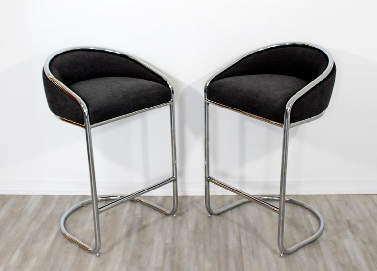 Mid-Century Modern Pair of Tall Chrome Plush Bar Stools Thonet, 1970s ...