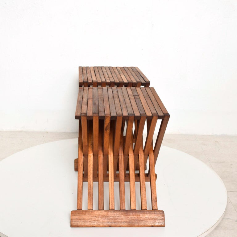 Mid-Century Modern Pair of Teak Folding Side Tables For Sale at 1stDibs