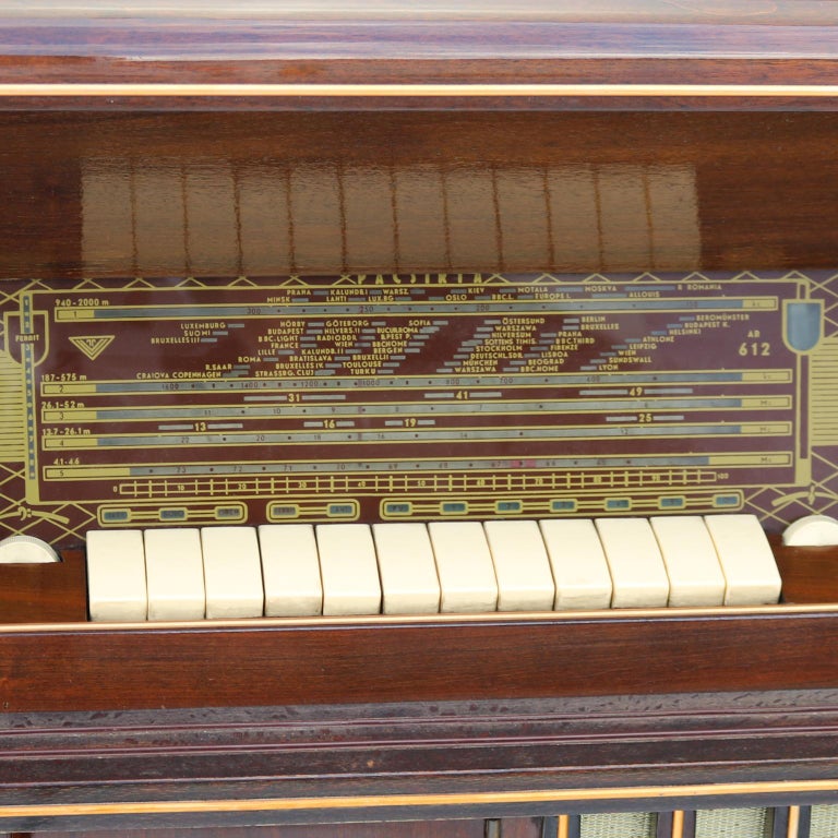 Mid-Century Modern Phonograph Stereo Console and Bar Cabinet, 1950s at ...