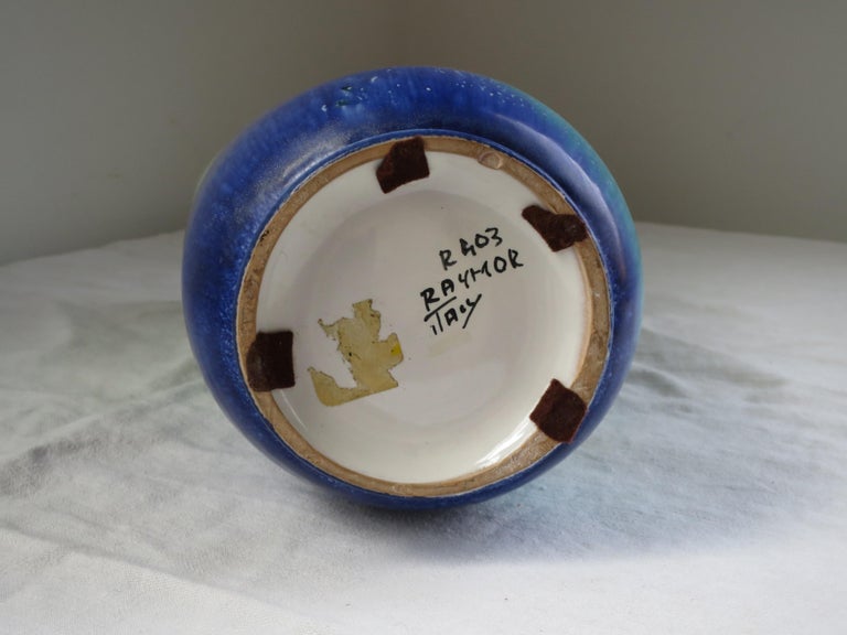 Mid-Century Modern Raymor Vase at 1stDibs