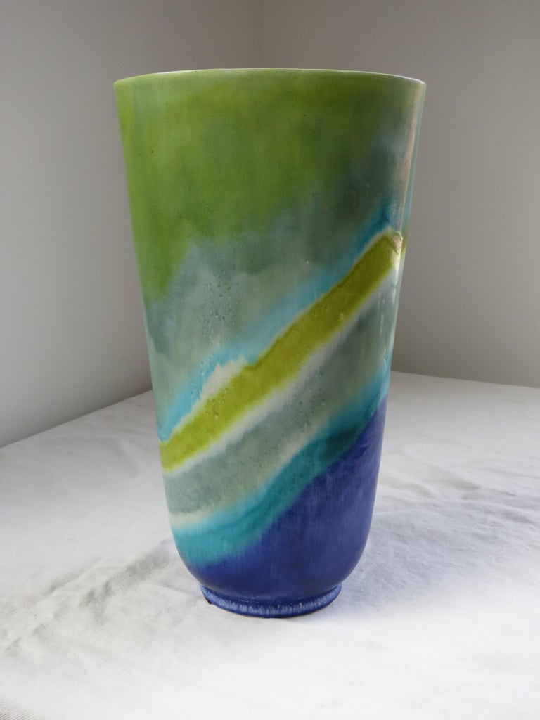 Mid-Century Modern Raymor Vase at 1stDibs