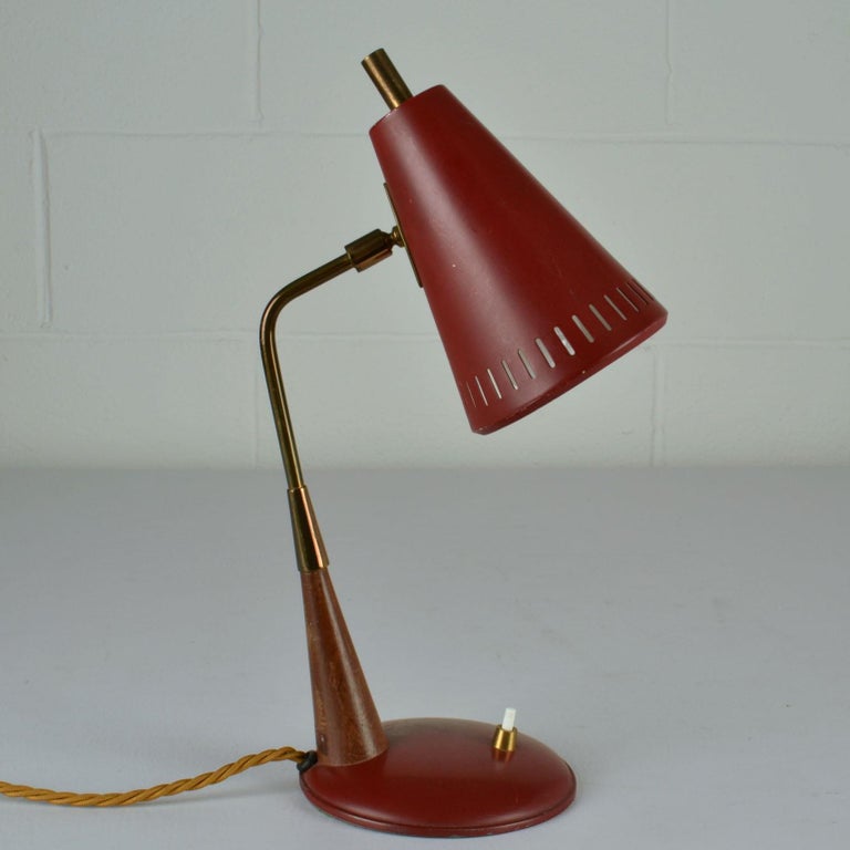 Mid-Century Modern Red Desk Lamp For Sale at 1stDibs