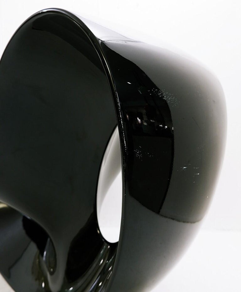 Mid Century Modern Rocking-chair "Voido" by Ron Arad in polyéthylène ...