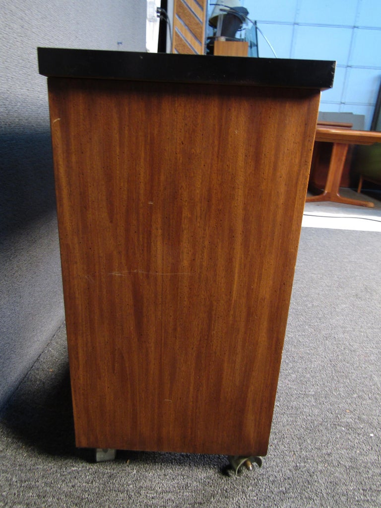 Mid-Century Modern Rolling Console Table by J.B. Van Sciver For Sale at ...