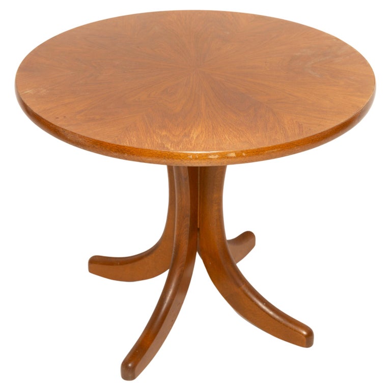 Mid-Century Modern Round Coffee Table, Oak Wood, Poland, 1960s For Sale ...