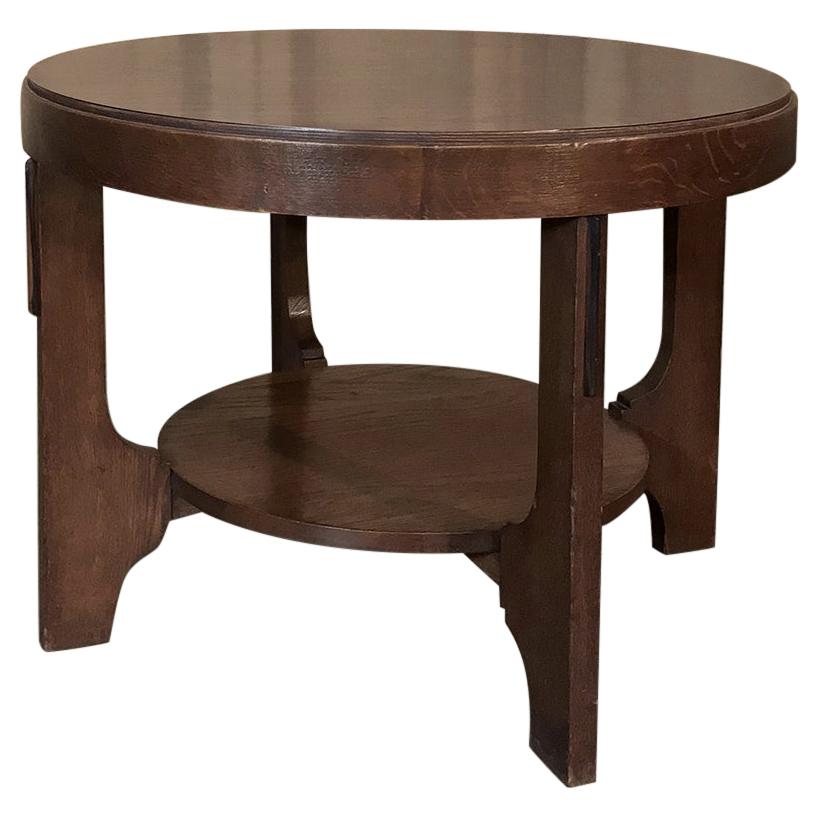Unique Mid-Century Modern Round End Table For Sale at 1stDibs